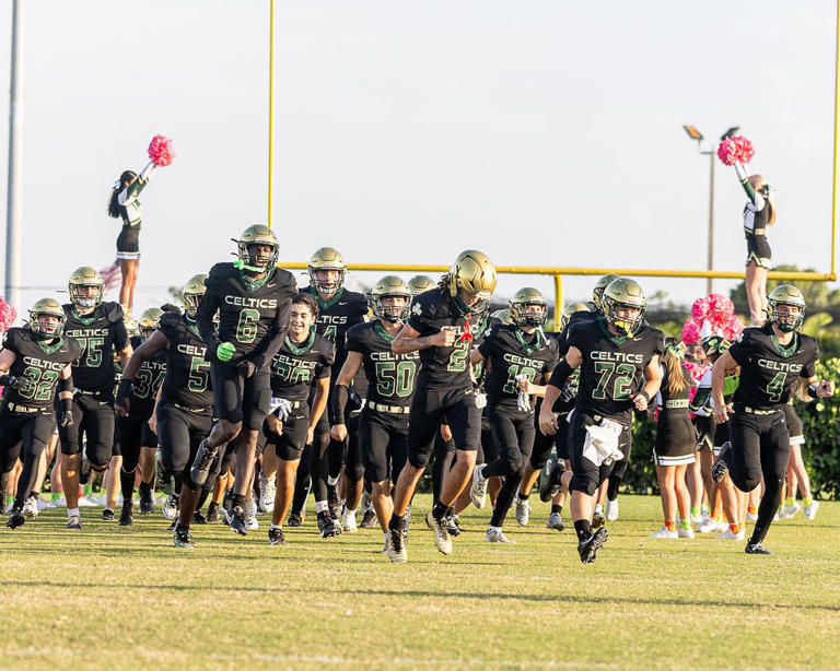 St. John Neumann's Tyrone Howard Jr. commits to Illinois football