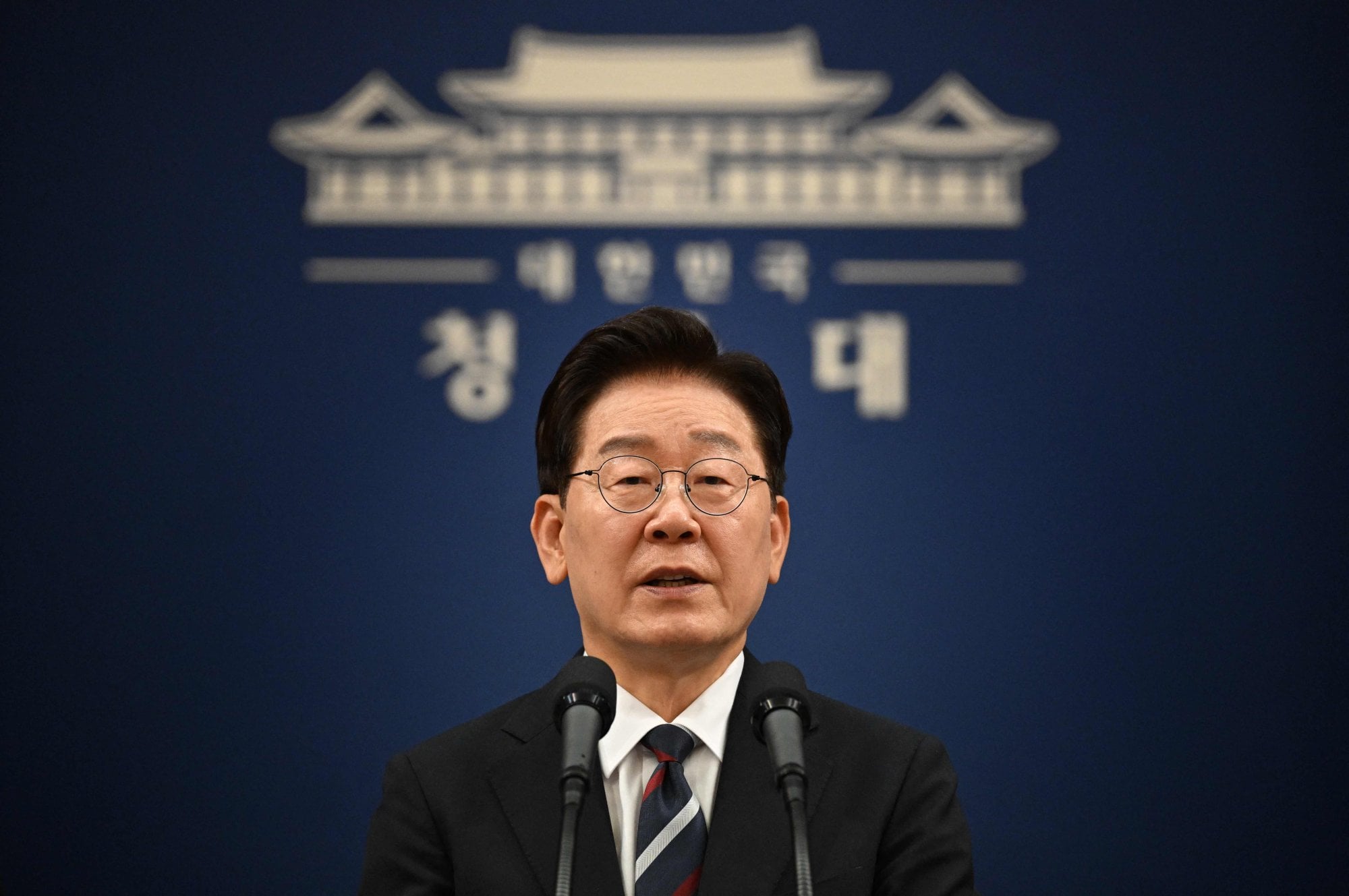 South Korean president’s peace hopes dim as Pyongyang pledges arms build-up