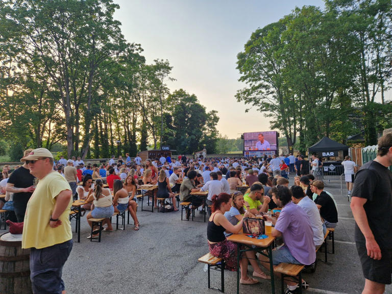 Sun kissed photographs as England fans soak up the World Cup atmosphere ...