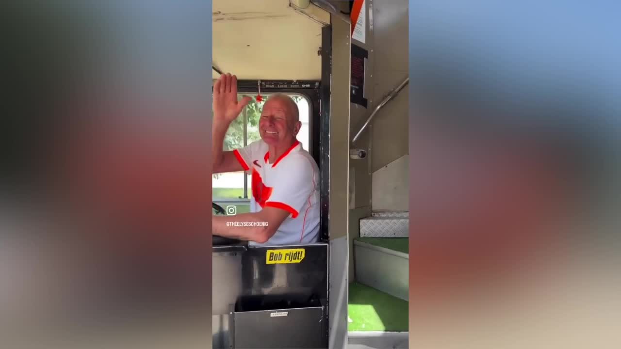 The wheels on this bus are orange: Dutch Orange bus arrives in Kansas City