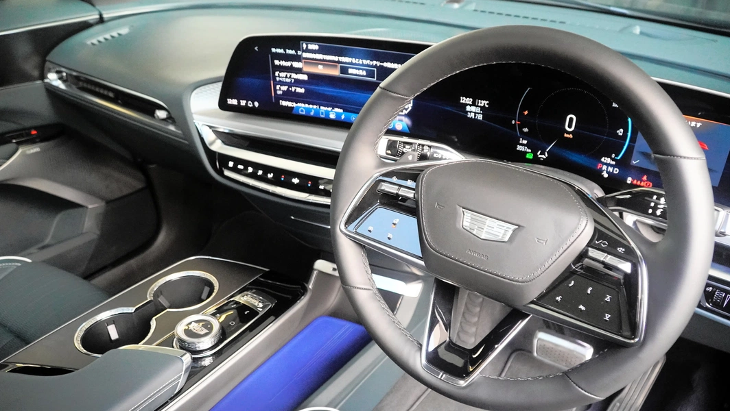 Restoring CarPlay and Android Auto in GM EVs