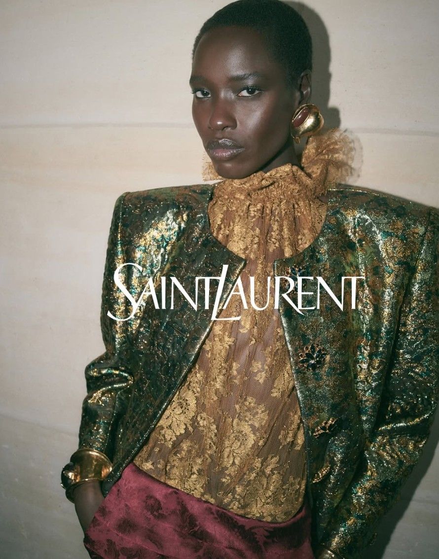 El nuevo negro: este es color que ayuda a elevar los looks de invierno