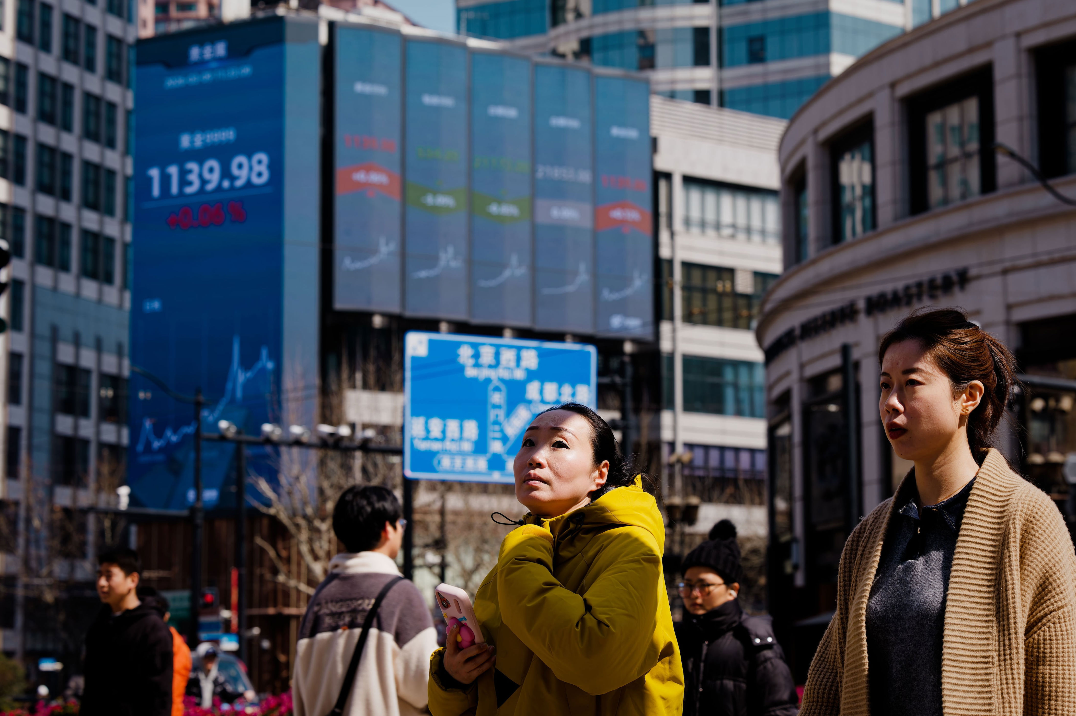 Chinese tech stocks surge as STAR Market ETFs dominate returns