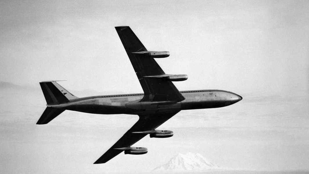 Boeing 707: Design, technology, and lasting influence