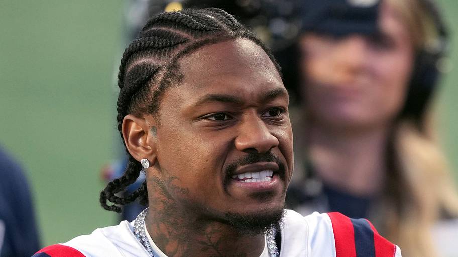 Commanders may have made their Stefon Diggs choice without saying a word