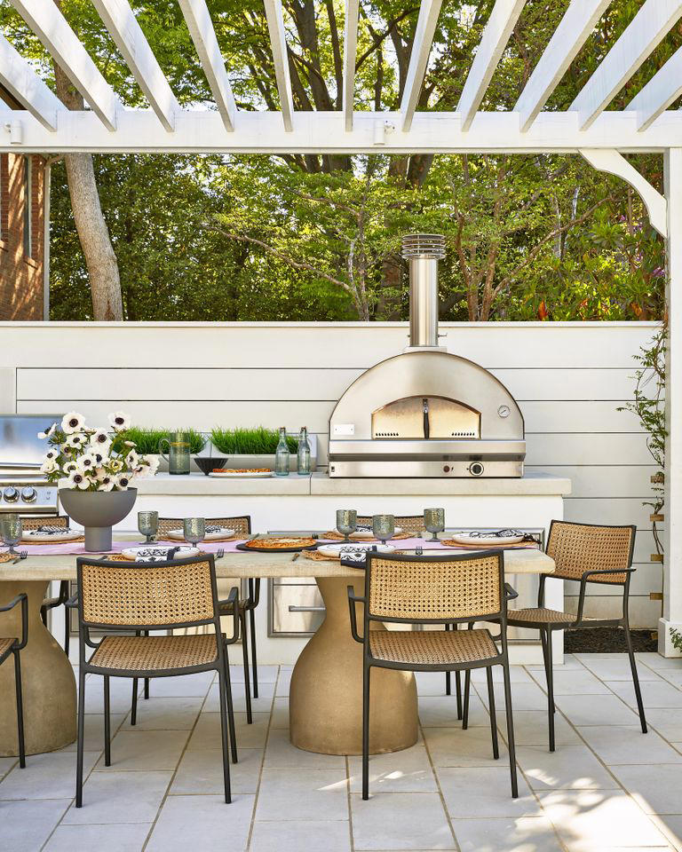 These 10 backyard design ideas will make your outdoor space feel bigger ...