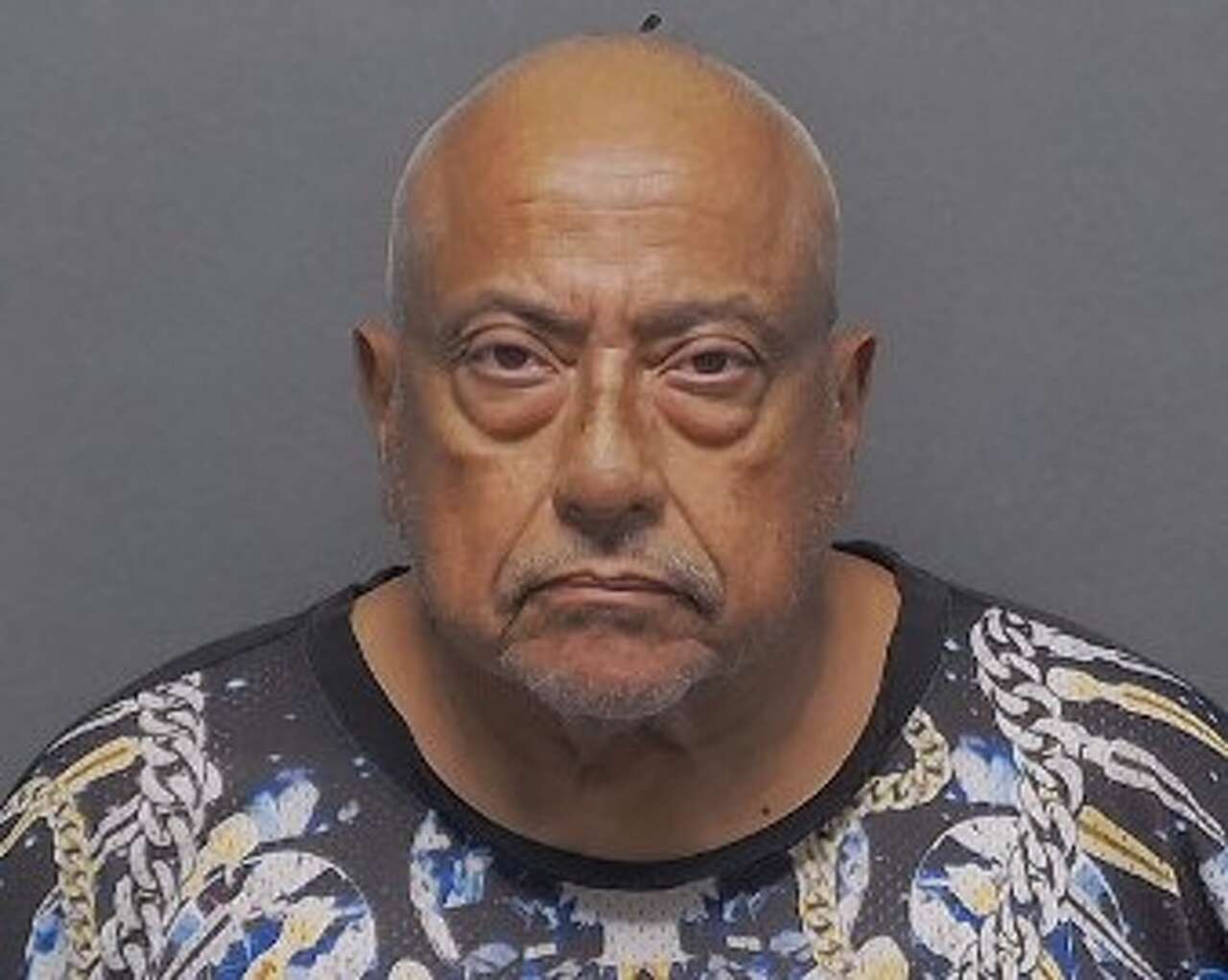 Man accused of fatal shooting outside South Side neighborhood bar ...