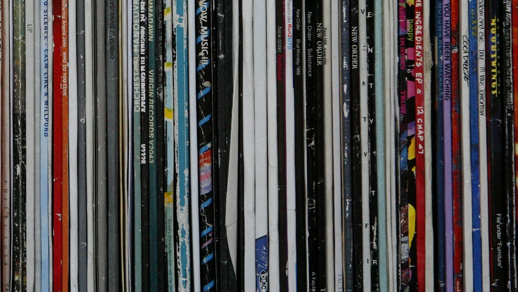 How to prevent damage to vinyl records