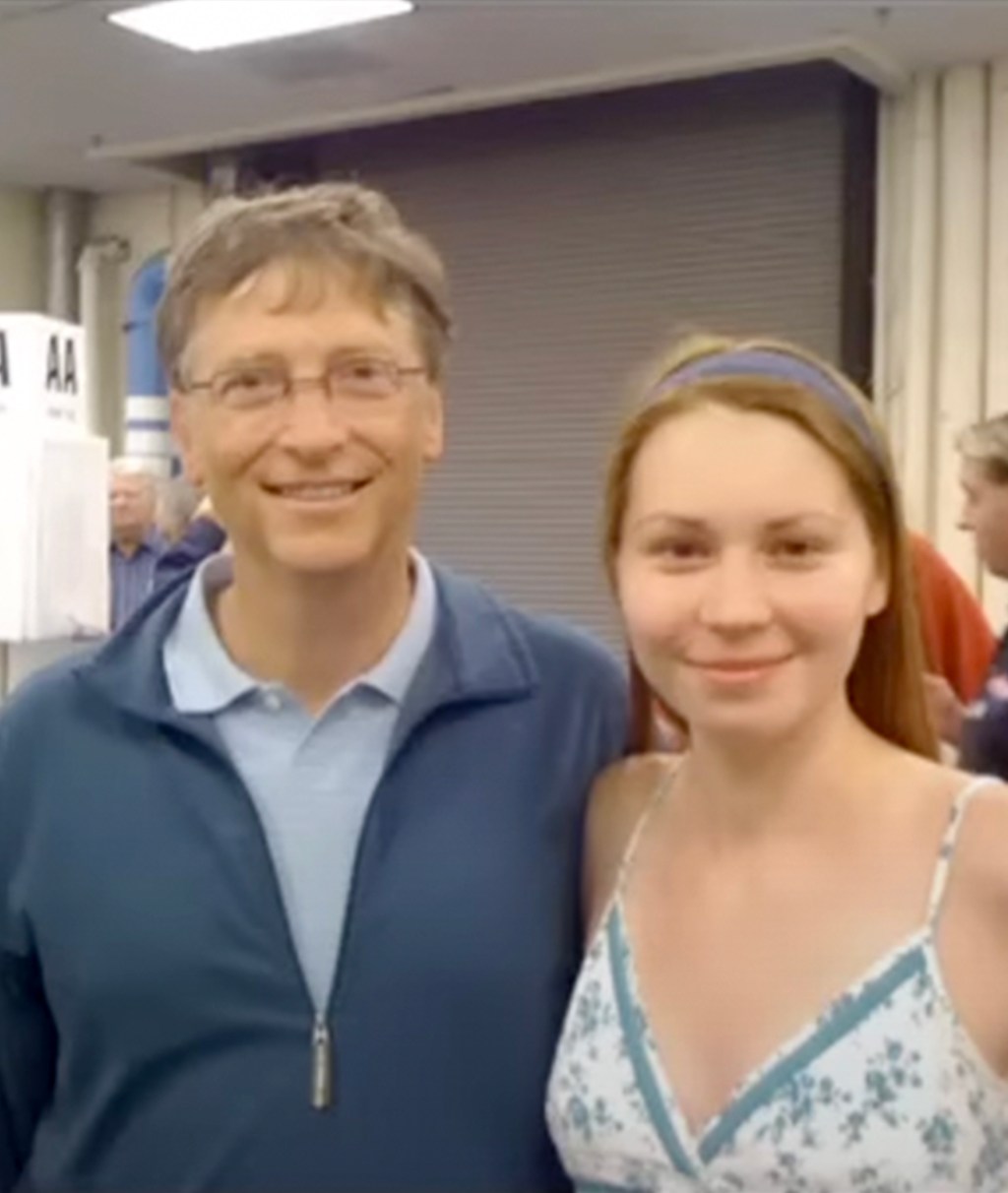 Bill Gates ID’s Russian women Jeffrey Epstein ‘attempted to blackmail ...