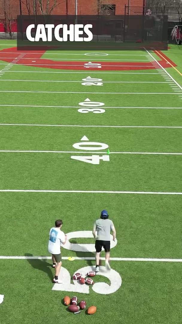 This is why they teach you to catch with two hands not one #catch #nfl ...