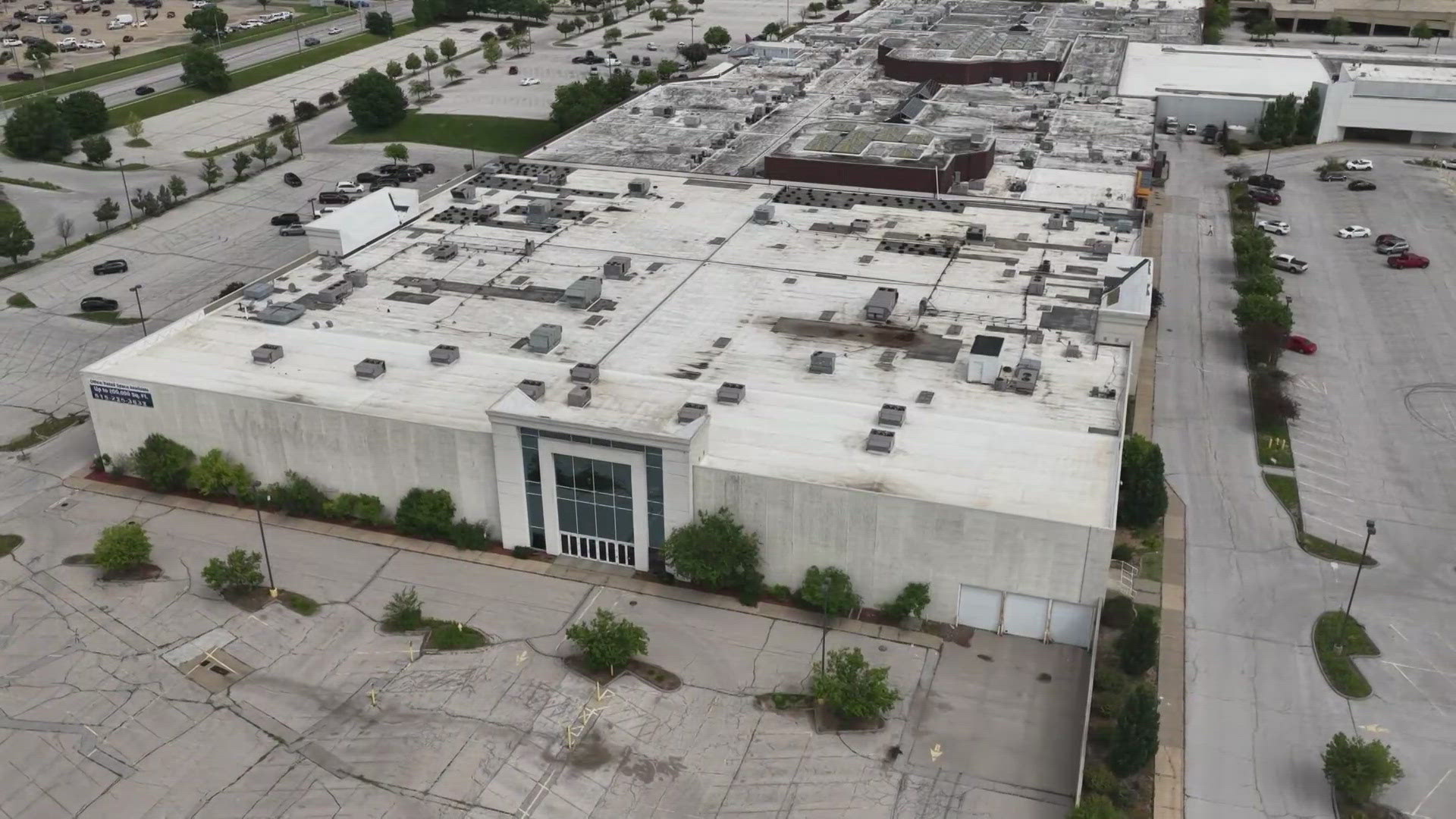 Valley West Mall under contract with new potential buyer