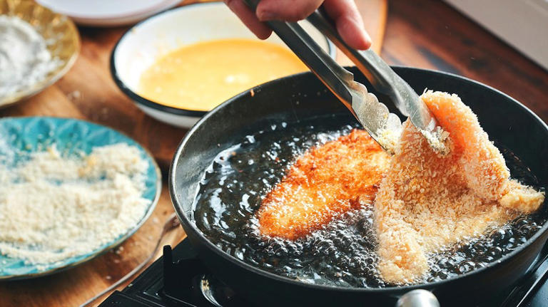 Add a packet of this iconic seasoning for fried chicken packed with flavor