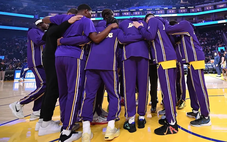 Lakers lead NBA in cap space after rivals' trade hit