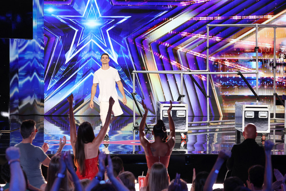 America's Got Talent episode 4 recap: Simon, Mel hit 2nd golden buzzers