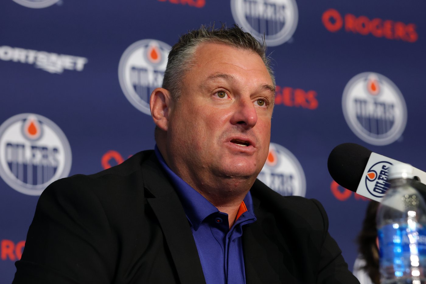 Edmonton Oilers name Mike Babcock as head coach after hire cleared by NHL