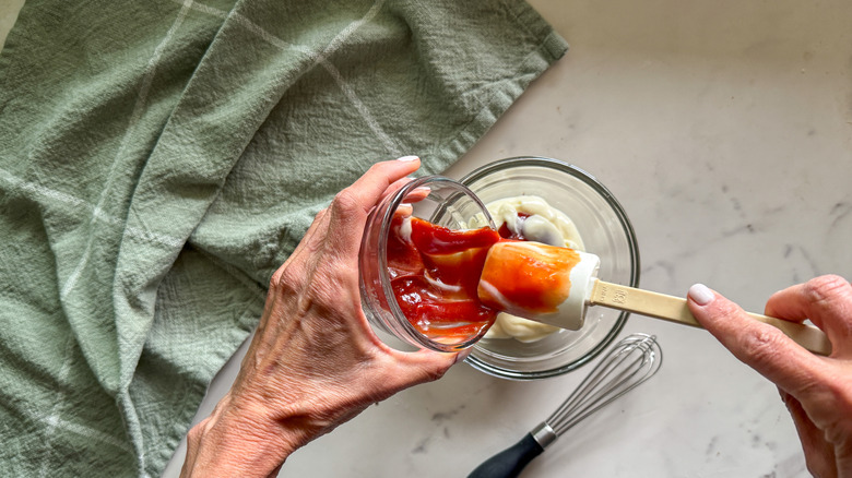 Homemade yum yum sauce recipe