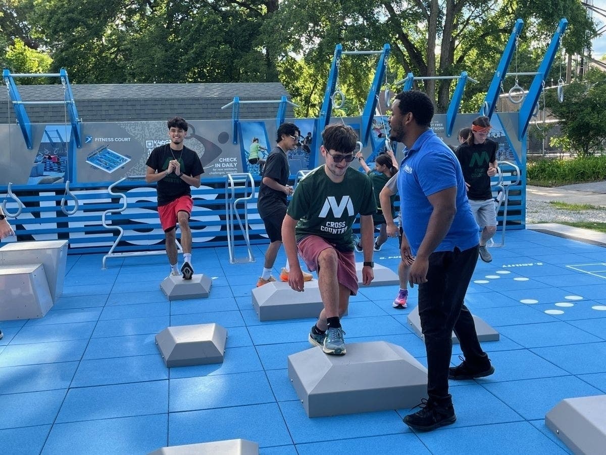 New Palos Park state-of-the-art outdoor fitness court designed to get ...