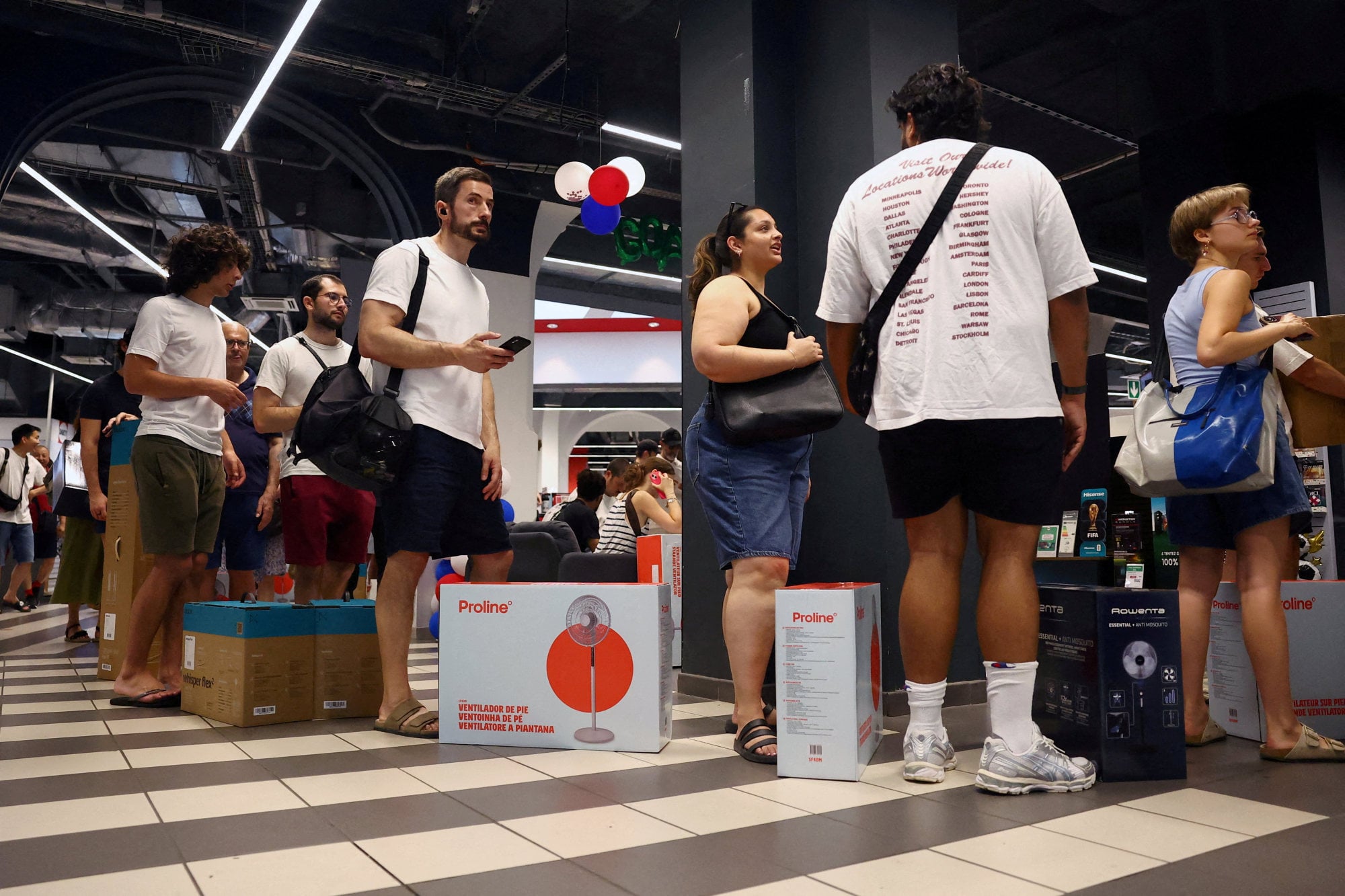 As Europe bakes in early heatwave, fan and air-con sales skyrocket