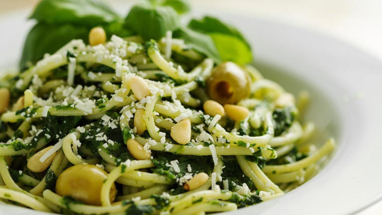 Que no te engañen, el pesto con DOP no existe: este es el único ...