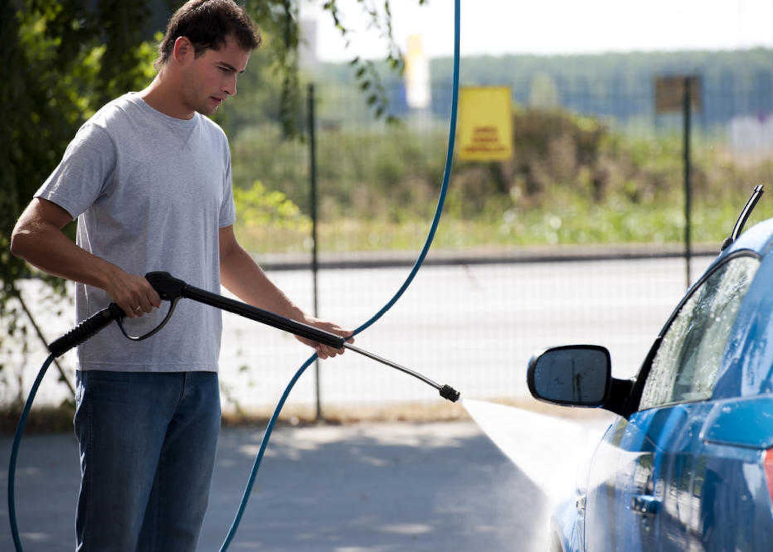 Review: Autoglym’s new snow foam system a clever car cleaning concept ...
