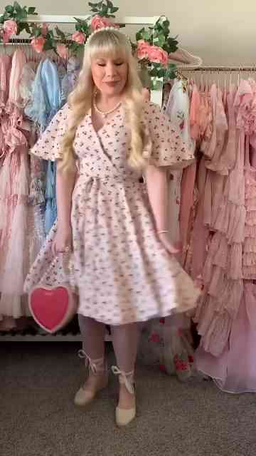 Cherry dress outfit ideas for a fresh spring fashion look