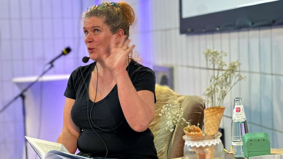Sabine Euler mischt Mann heimlich Pille unter Kartoffelbrei