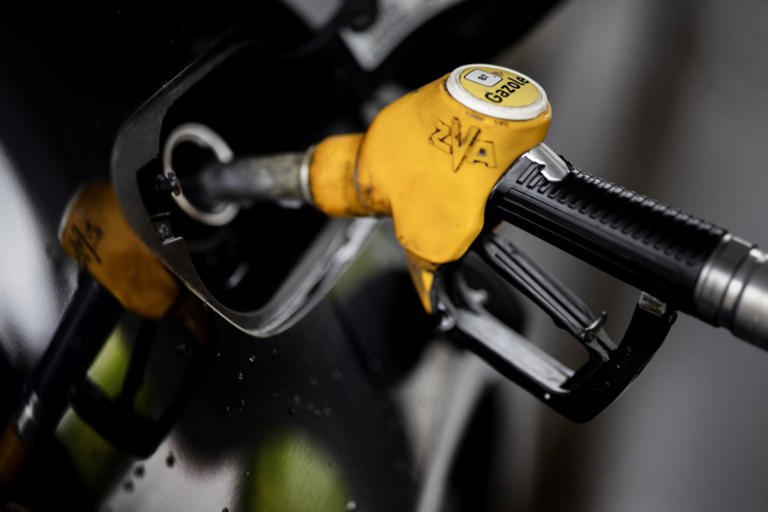 Prix de l'énergie - Les cours des barils de pétrole continuent de baisser