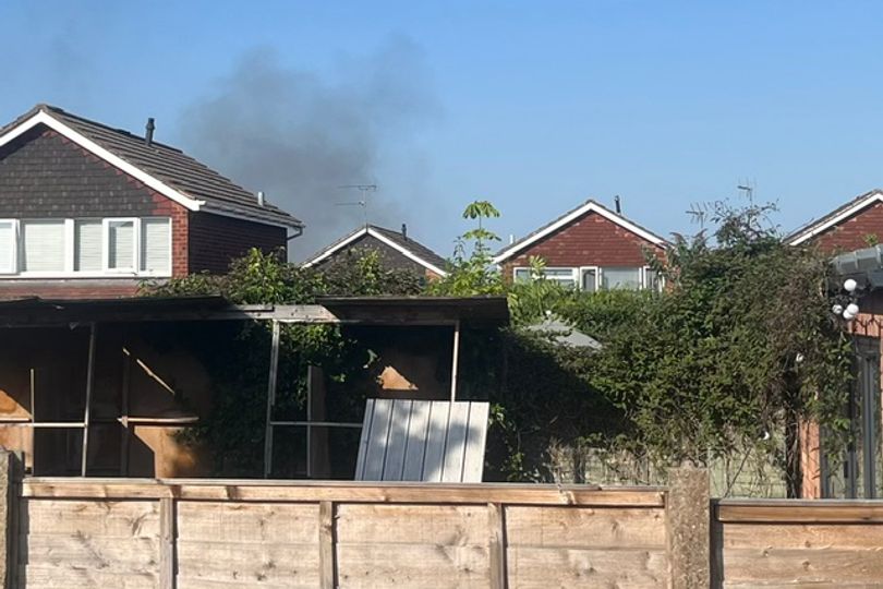 'Significant fire' hits three Nuneaton homes as smoke seen across town
