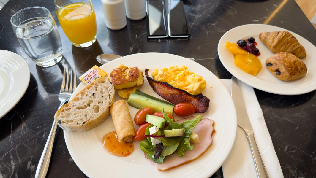 8 cruise buffet foods to avoid