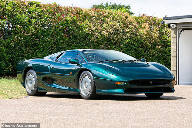 Lewis Hamilton's father to sell massive collection of 27 classic cars ...