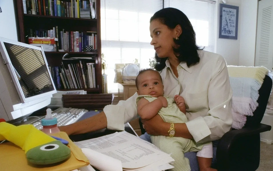 Survey shows working mothers face rising mental and emotional strain