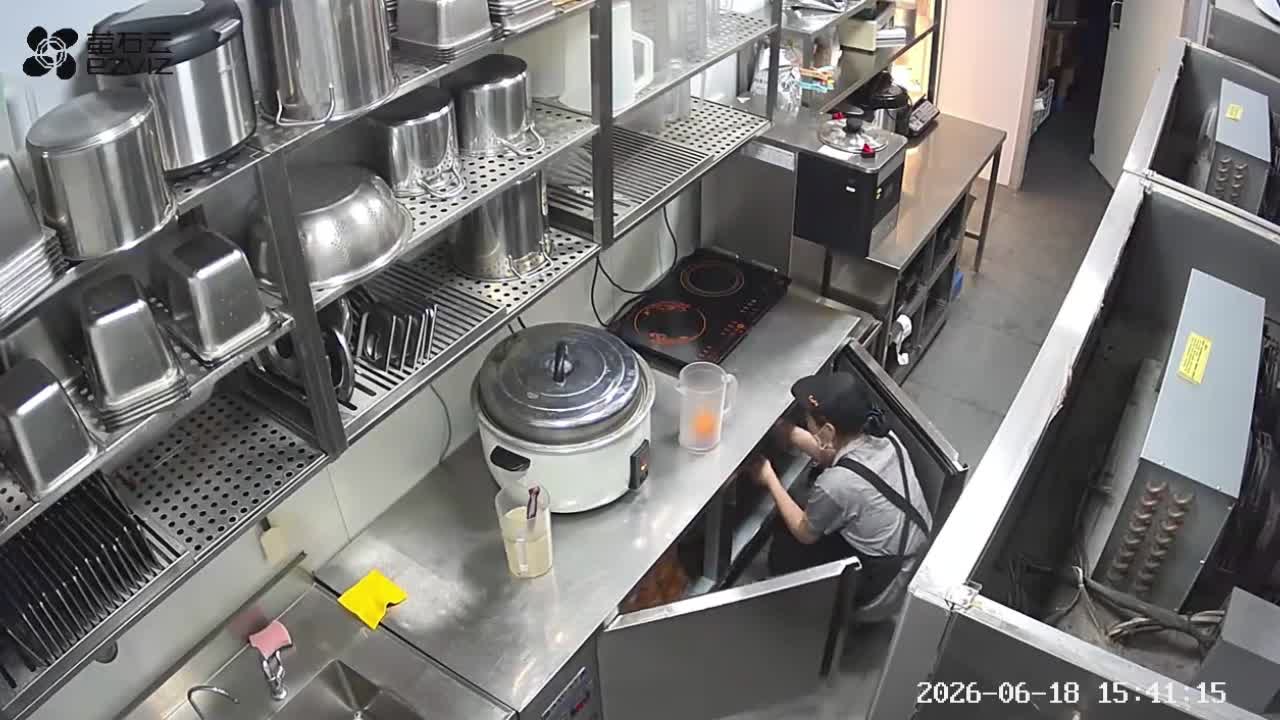Metal bucket falls on worker in kitchen mishap at bubble tea shop in ...
