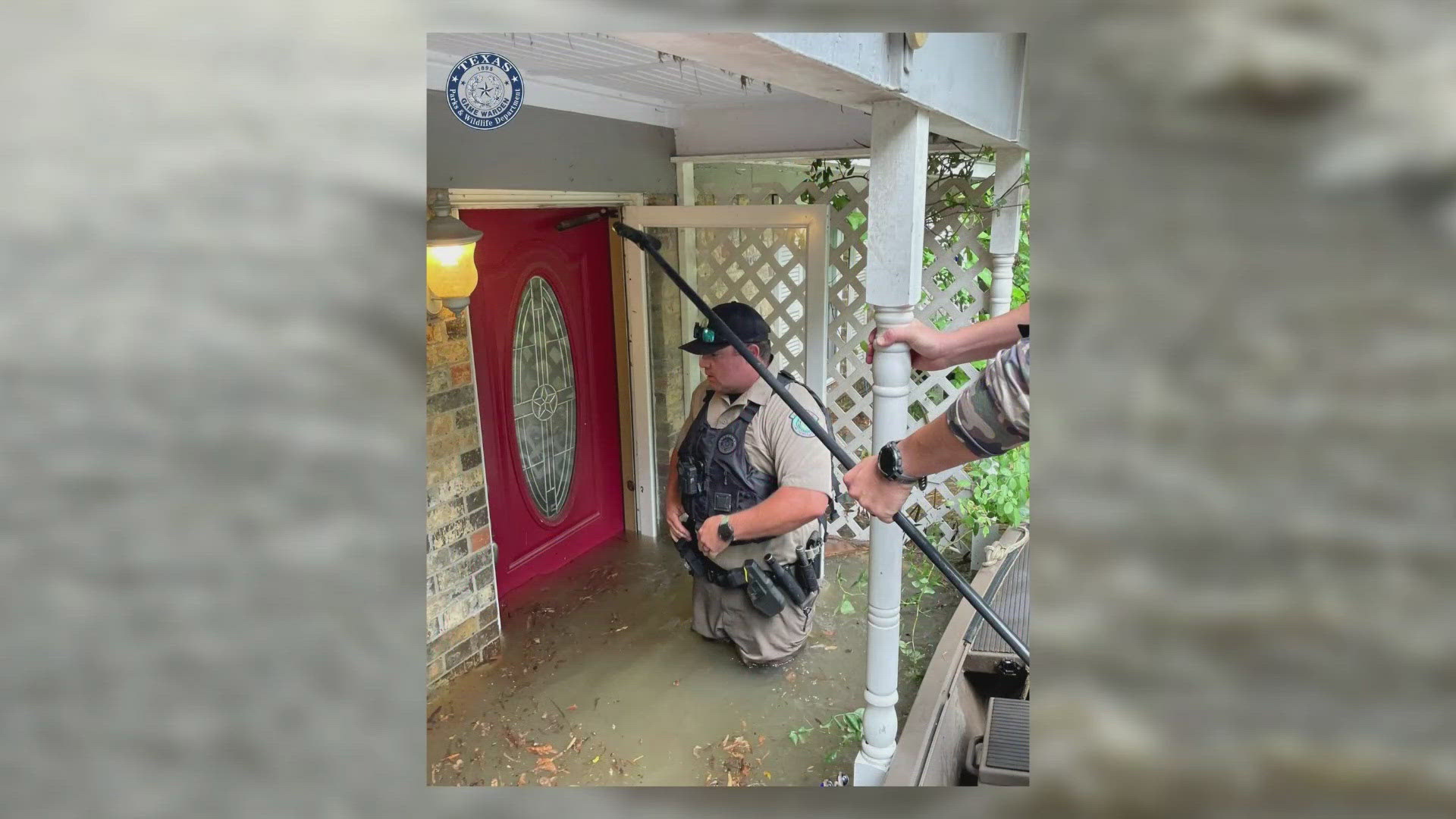 7 people evacuated by game wardens in northeast Texas during flooding