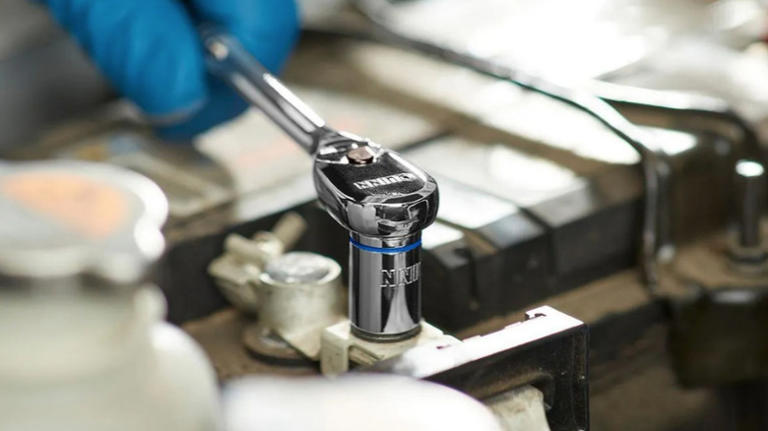 5 highly-rated Harbor Freight tools & products with a lifetime warranty