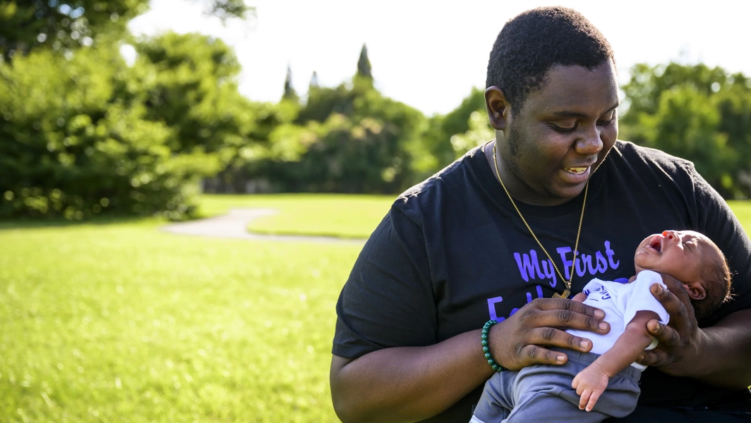 How fatherhood shapes the 'dad bod'