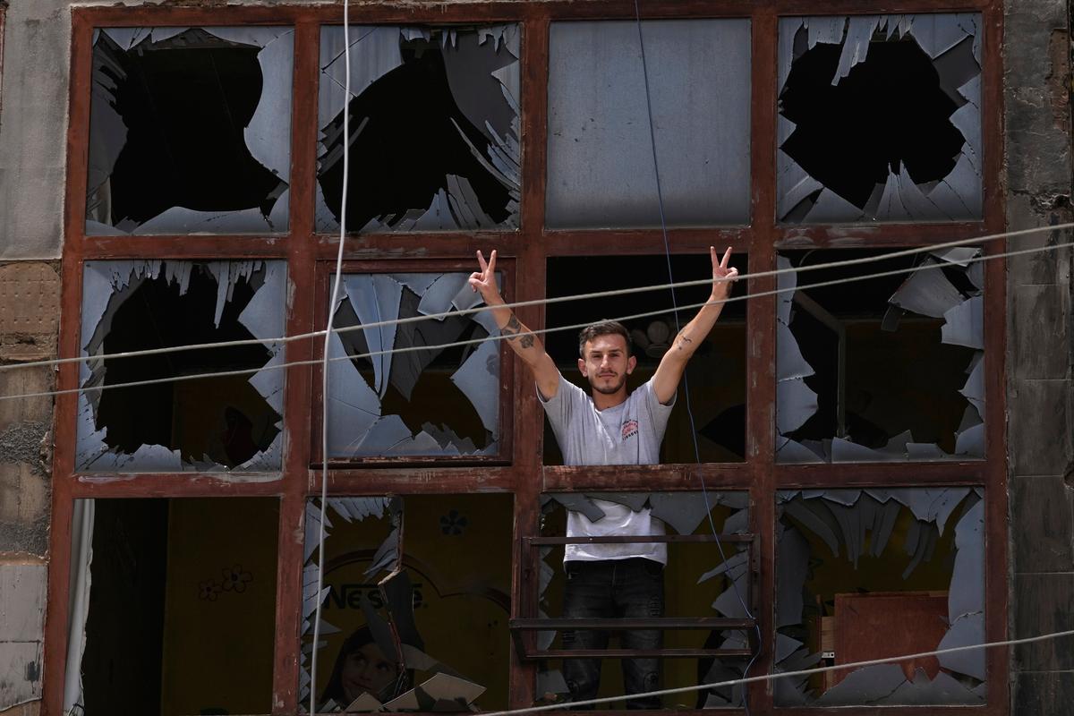 Middle East war: Hope and confusion as first day of US-Iran peace talks ...
