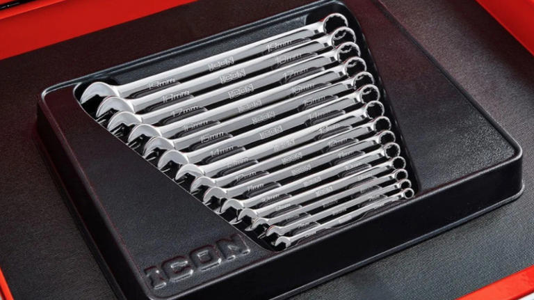 5 highly-rated Harbor Freight tools & products with a lifetime warranty