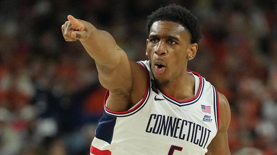 Breaking: Spurs finalize draft night trade, add UConn's Tarris Reed Jr ...