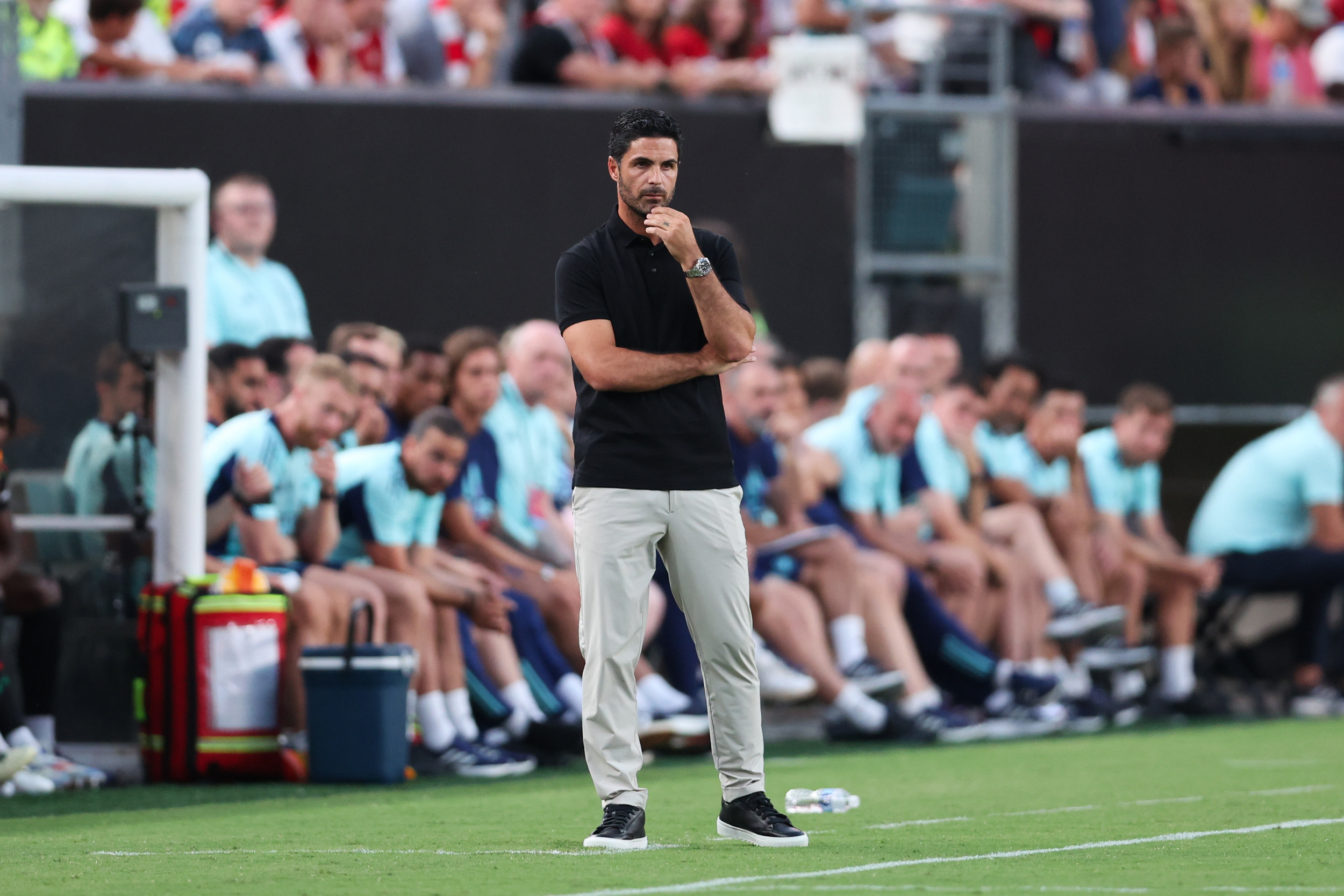 Arsenal target ambitous move for flamboyant winger compared to Alexis ...