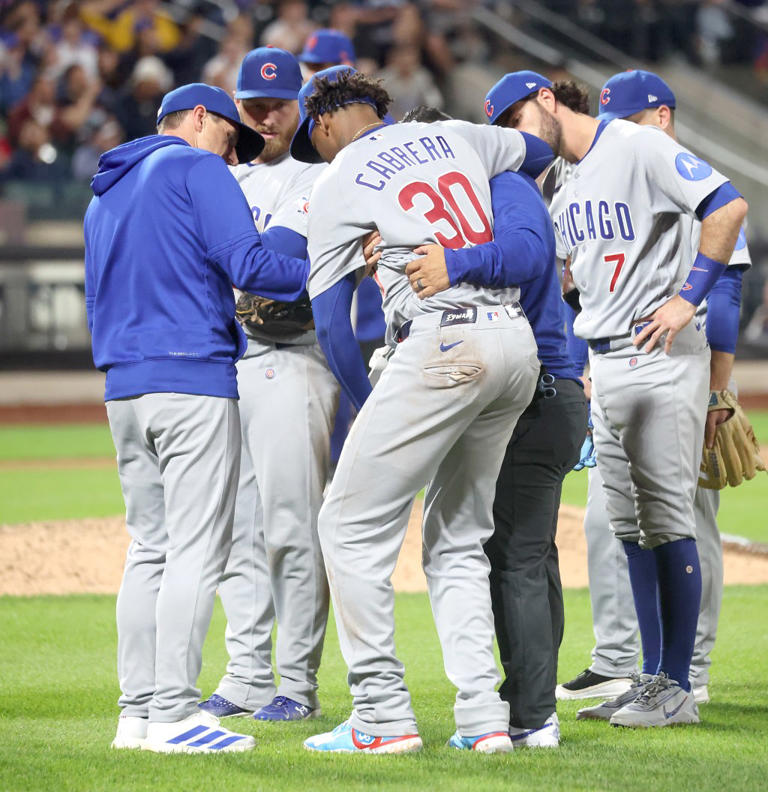 Cubs pitcher Edward Cabrera carted off field in injury heartbreaker