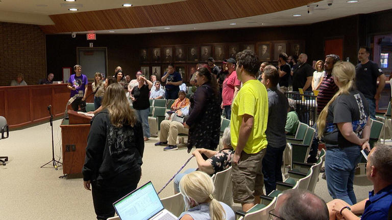 Neenah residents raise privacy concerns over Flock cameras