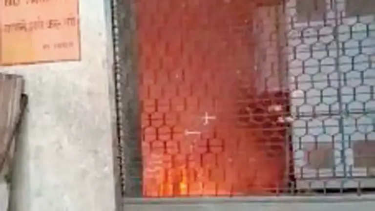 Short circuit at BEST substation sparks fire near Tardeo’s Imperial ...