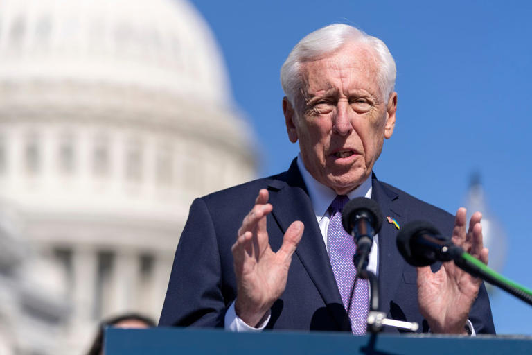 Maryland Democrats pick nominee for US Rep. Steny Hoyer's seat and Gov ...