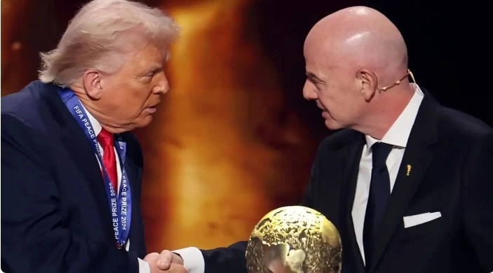 Donald Trump dipastikan ikut menyerahkan trofi kepada juara Piala Dunia ...