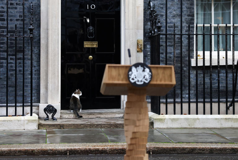 UK's chief mouser Larry faces seventh prime minister