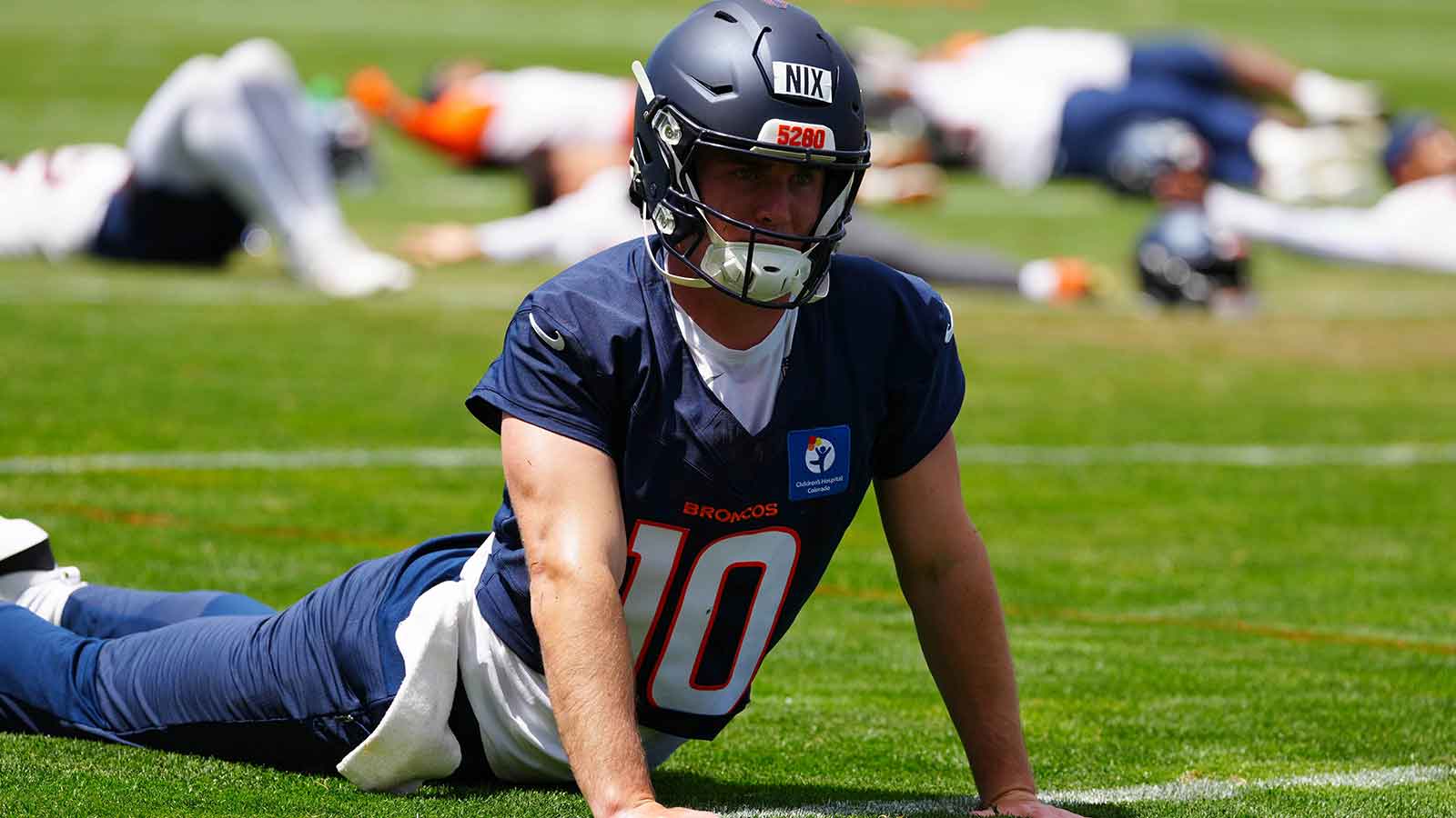 Commanders insider needed just 2 words to show concern over Broncos ...