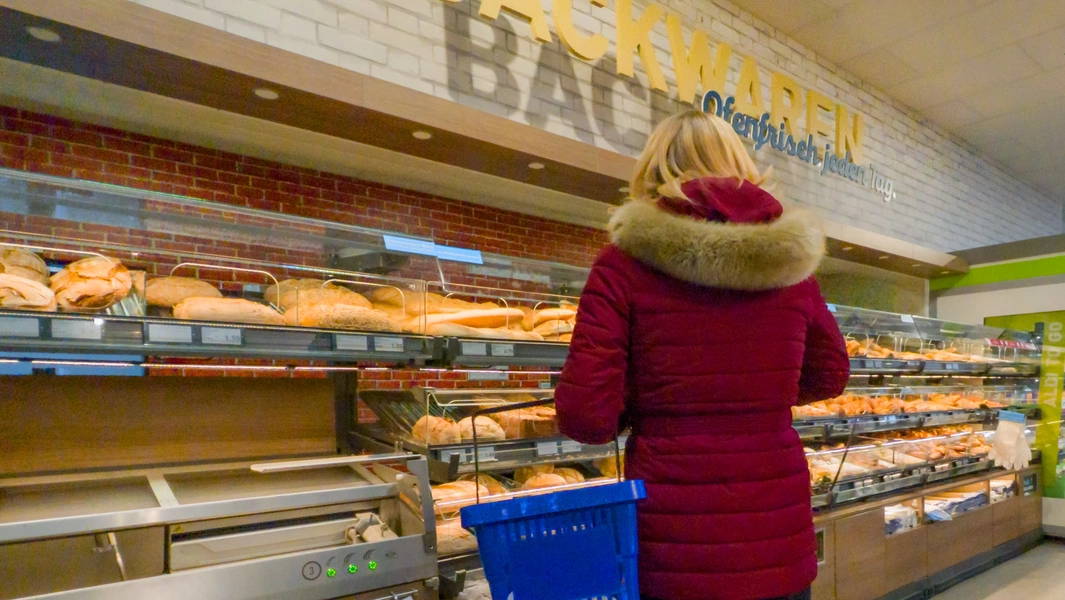 4 best and worst Aldi baked goods ranked