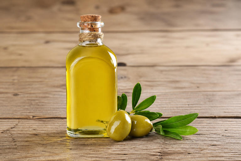 Rosemary Ferguson et l'huile d'olive à jeun : 3 règles pour profiter de ...