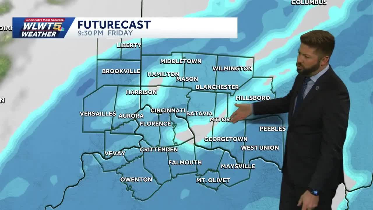 Snow showers building tonight across Greater Cincinnati