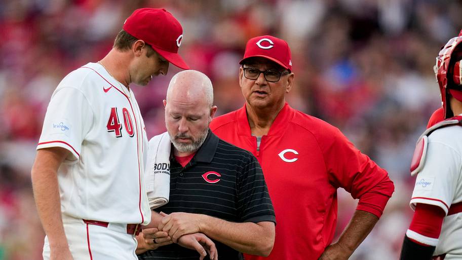 Terry Francona provides positive update on Nick Lodolo after scary ...